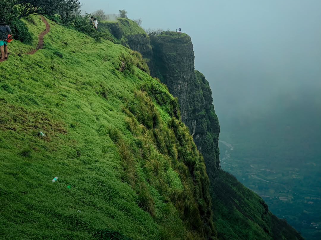 Louisa Point Matheran 2026 Guide | Valley Views, Timings & Entry Tickets