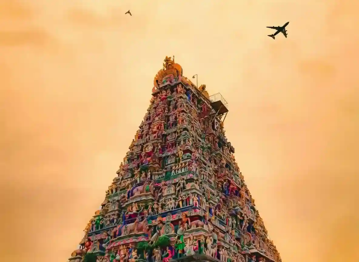 Meenakshi Amman Temple Madurai – Iconic Dravidian Architecture