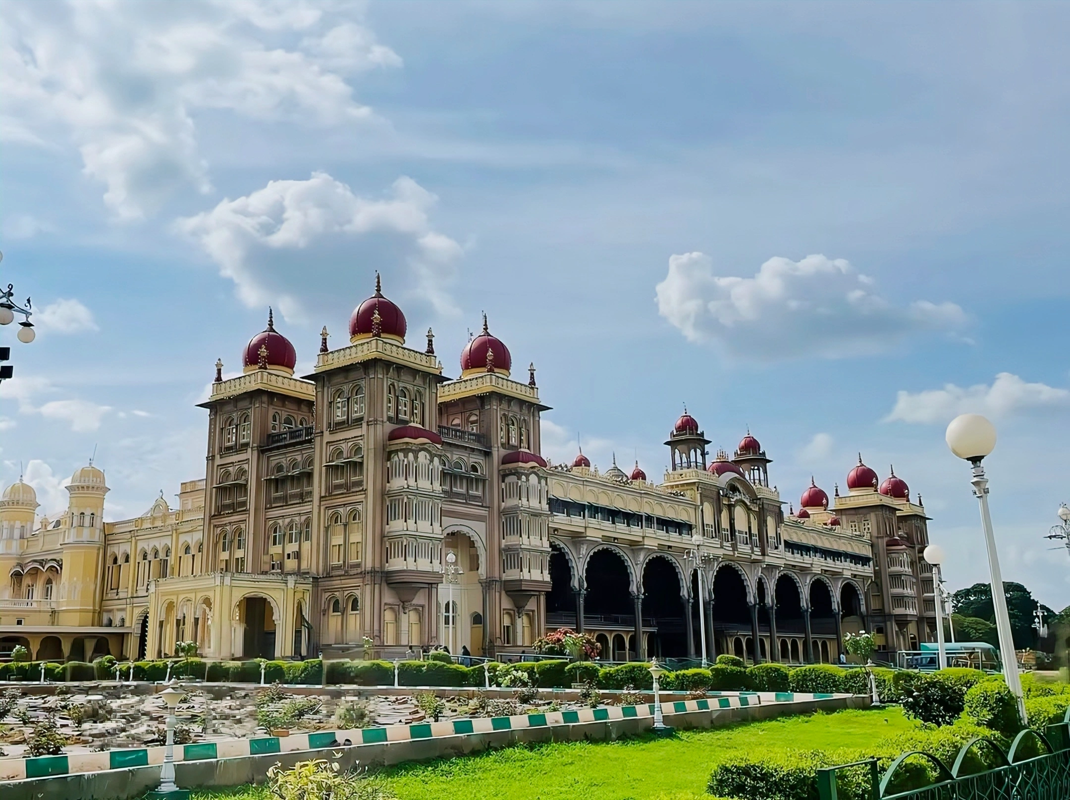 Mysore Palace Karnataka Travel Guide | Chal Banjare