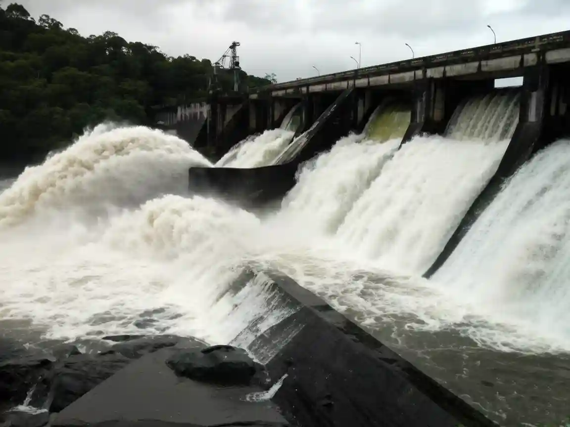 Peringalkuthu Dam Thrissur 2026 Guide | Boating, Viewpoints, Timings ...