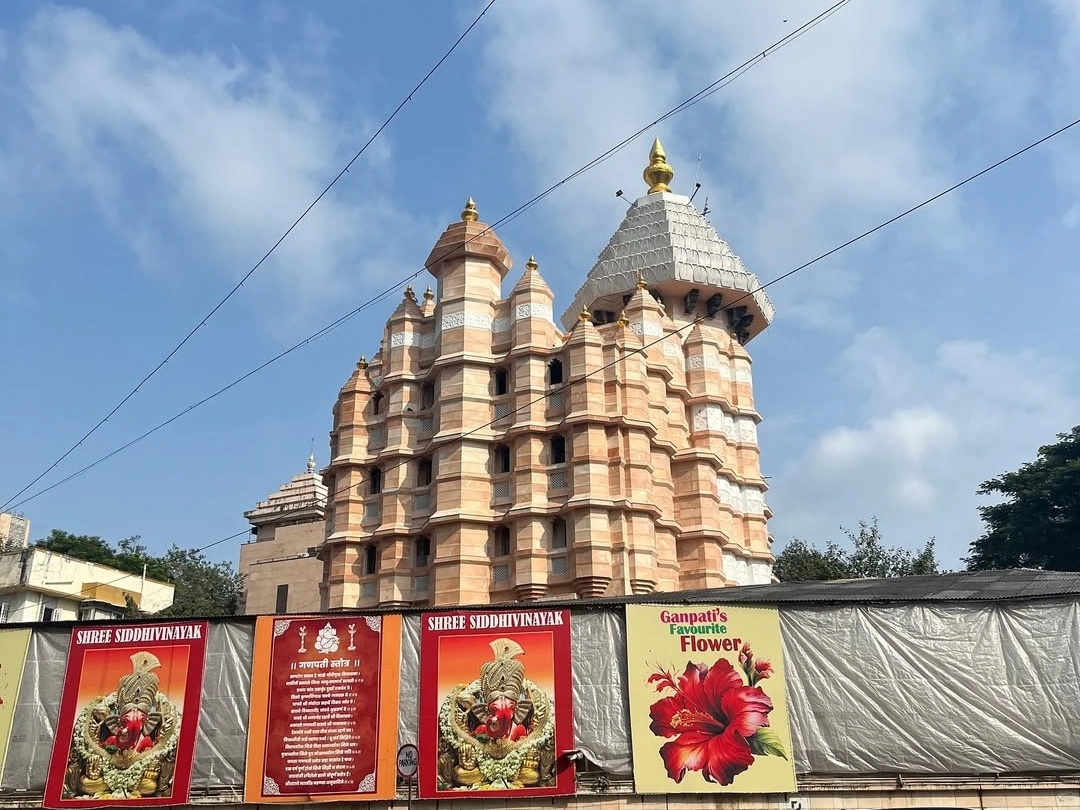 Shri Siddhivinayak Temple – Mumbai | Sacred Ganesh Mandir