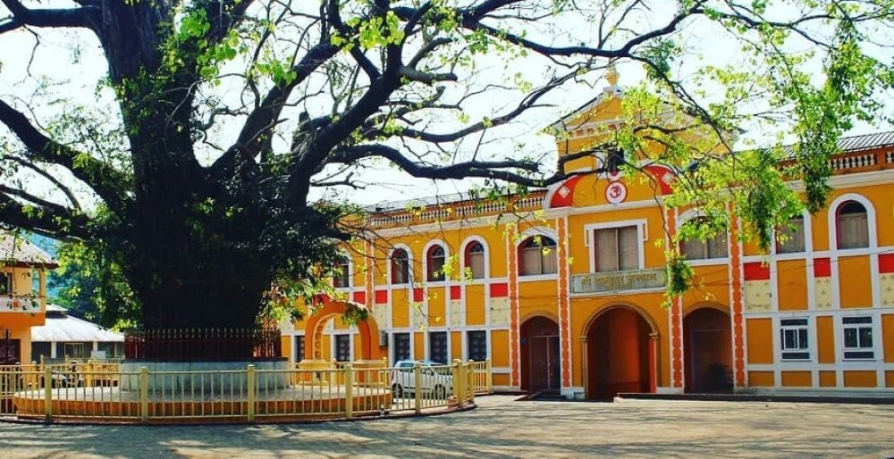 Shri Damodar Temple South Goa – Historic Hindu Temple & Shigmo Festival