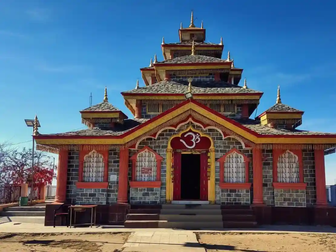 Surkanda Devi Temple Dhanaulti Guide 2026 | Timings, Ropeway, Trek ...