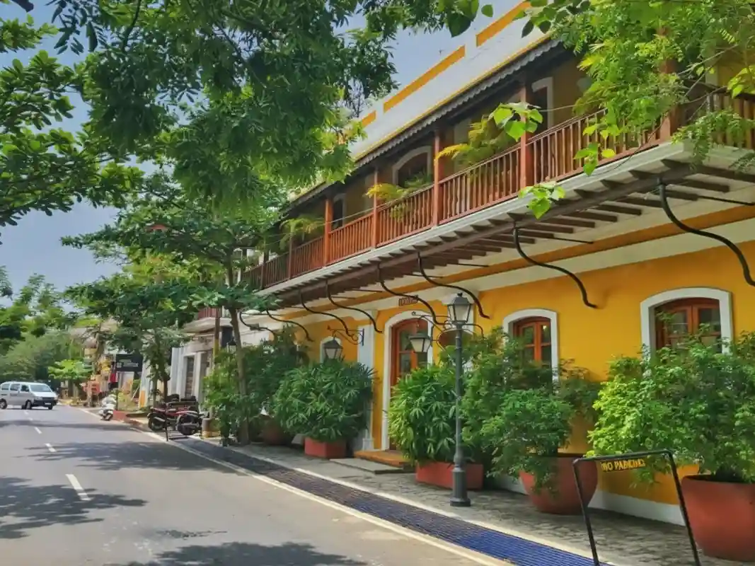 White Town Puducherry – French Quarter Travel Guide | Chal Banjare